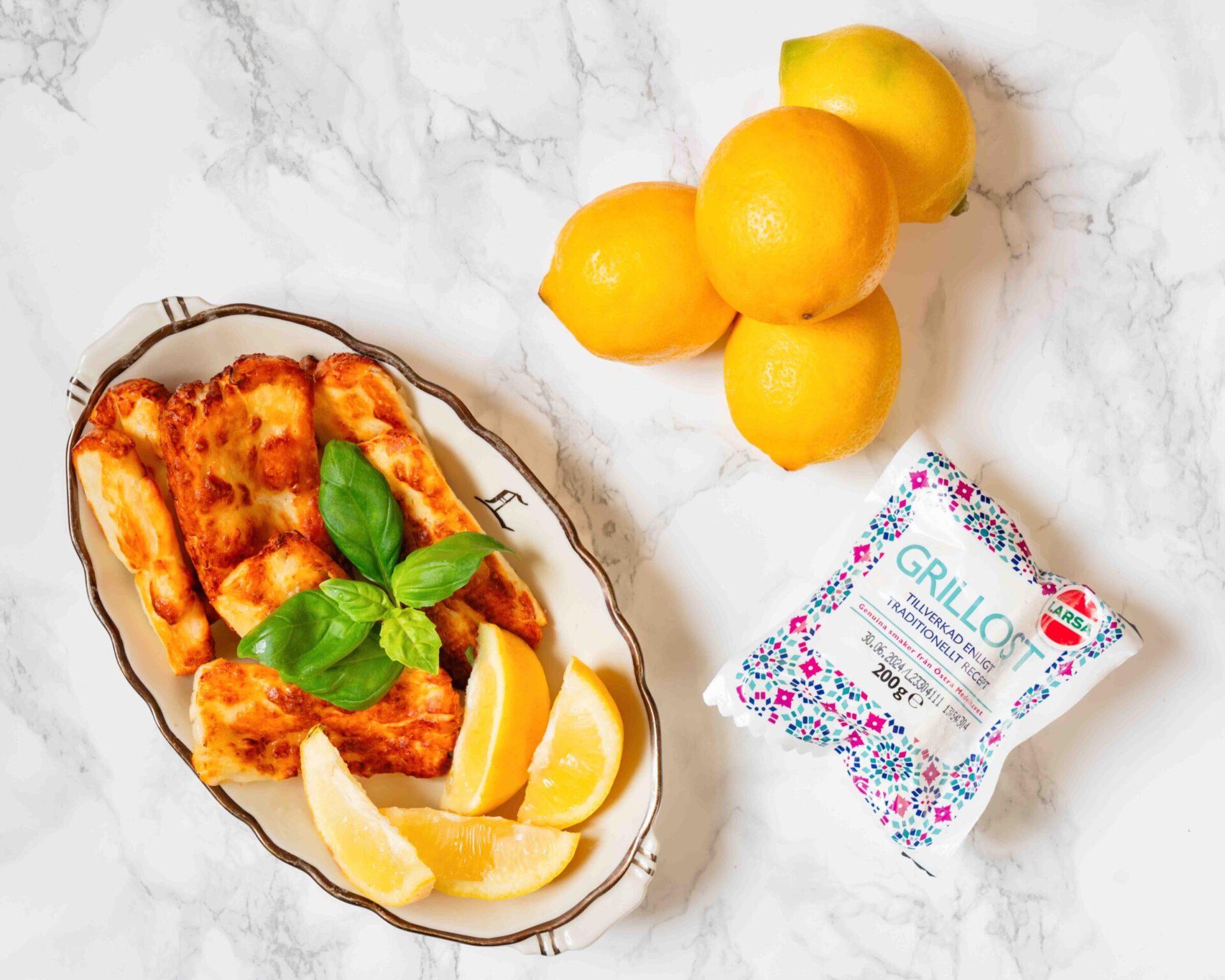 Stekt grillost med balsamvinäger och honung | Recept | Larsa